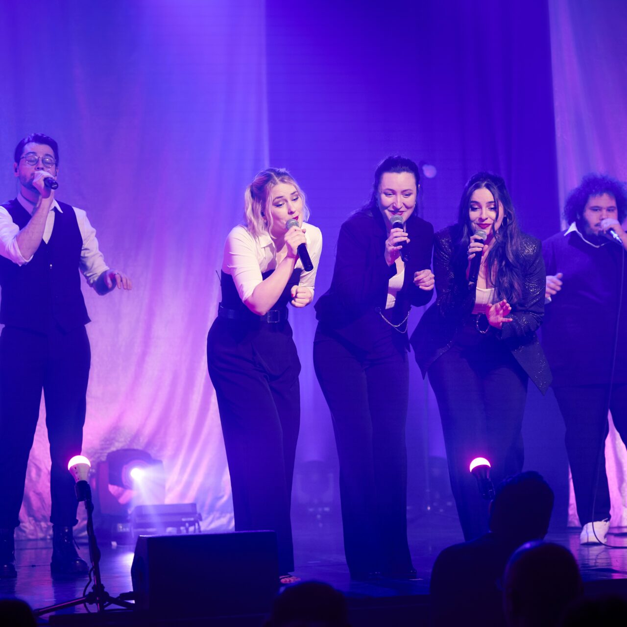 Spectacles - W:Halll